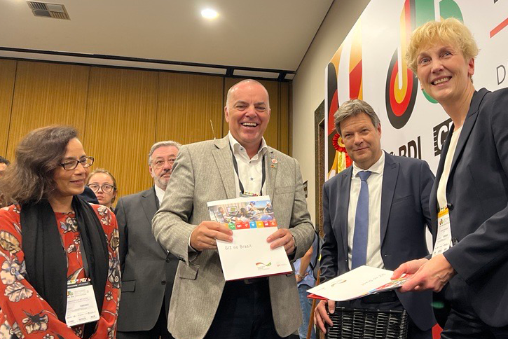 SAP und GIZ helfen, die Zertifizierung von grünem Wasserstoff zu ...